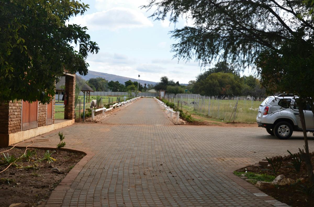 32618 m2 Smallholding For Sale | Rustenburg | 1RU1267683 | Pam Golding ...