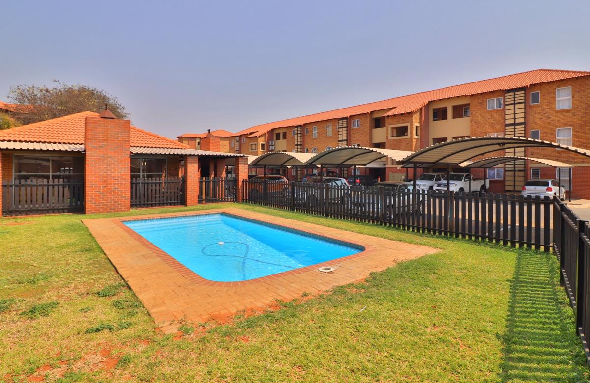 2 Bedroom Apartment For Sale | Ellisras (Lephalale) | 1ER1397671 | Pam ...