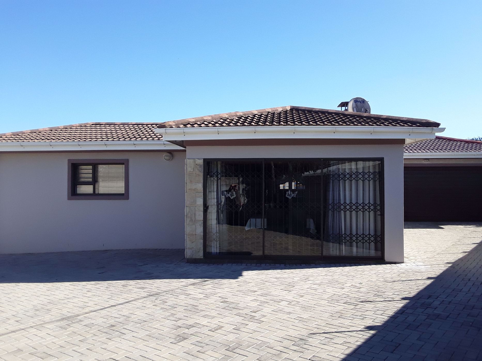 2 Bedroom House For Sale | Humansdorp | 1JF1528333 | Pam Golding Properties