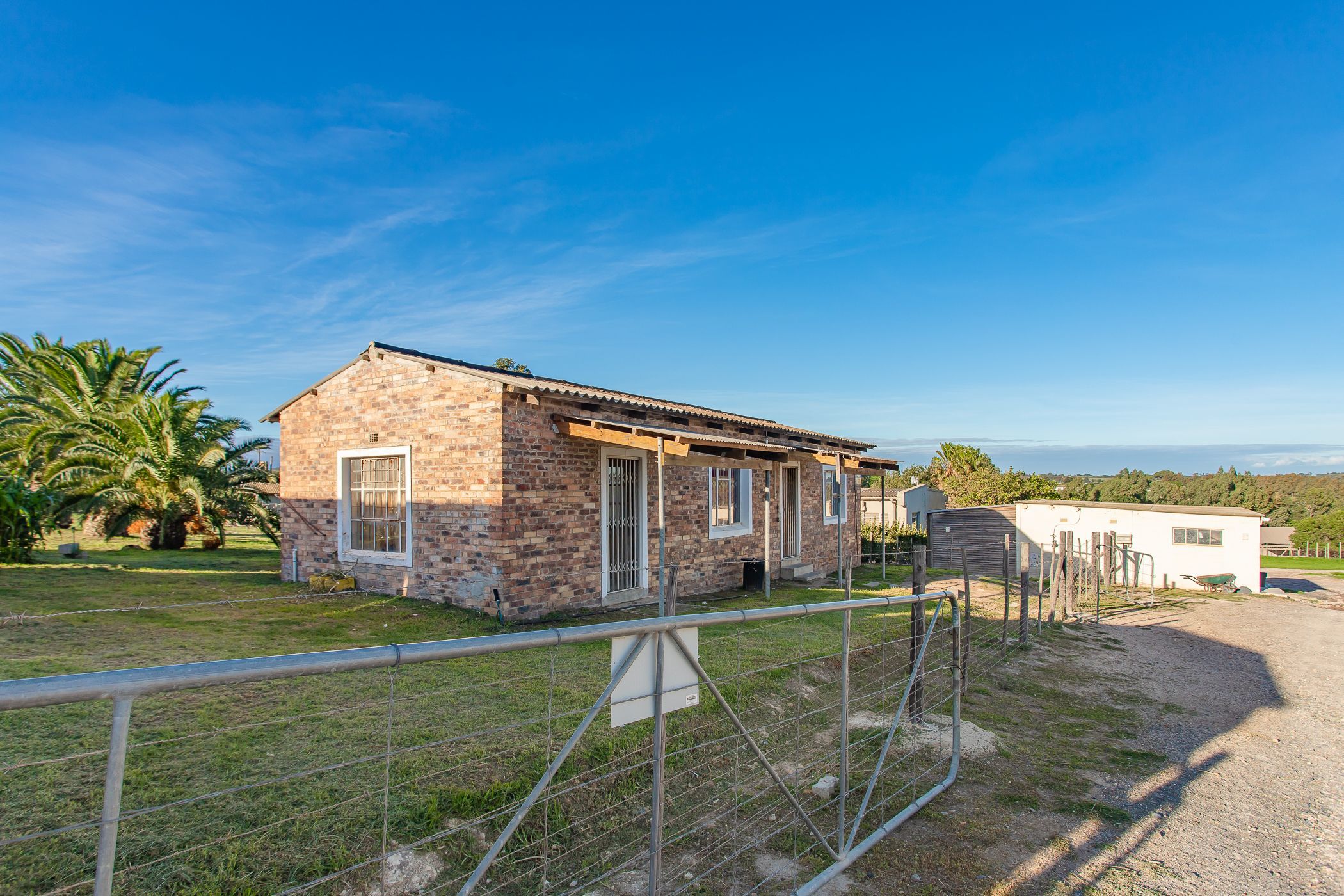 5.6 hectare Poultry Farm For Sale | Klapmuts | TK1609533 | Pam Golding ...