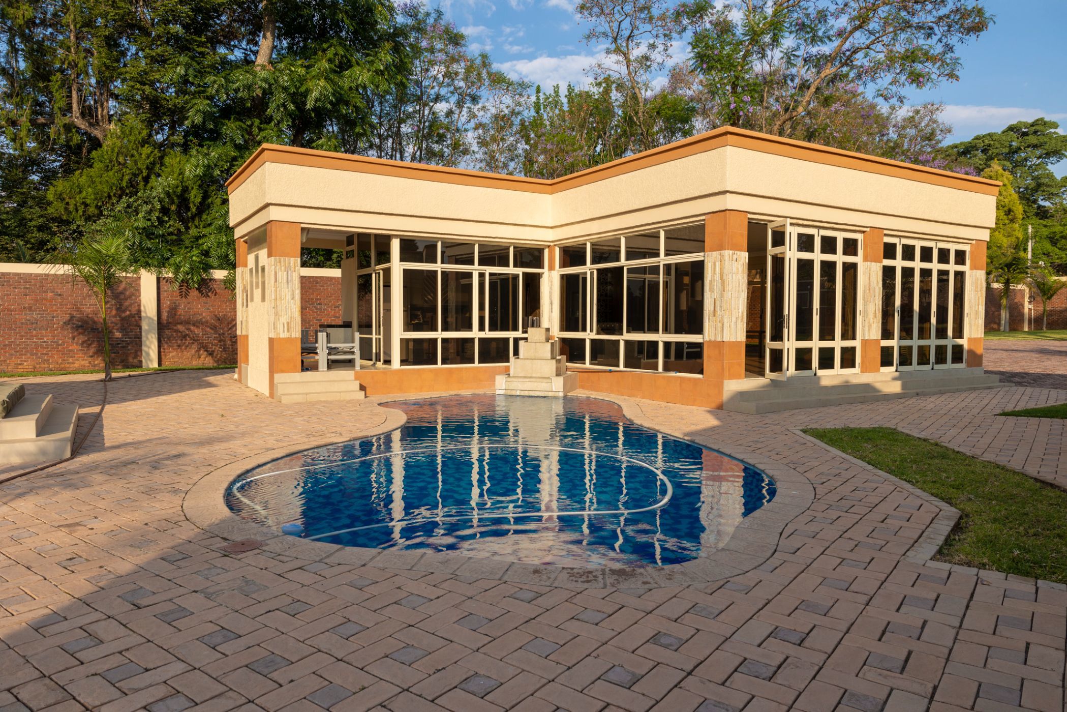 6 Acres Residential Complex For Sale | Helensvale (Zimbabwe ...