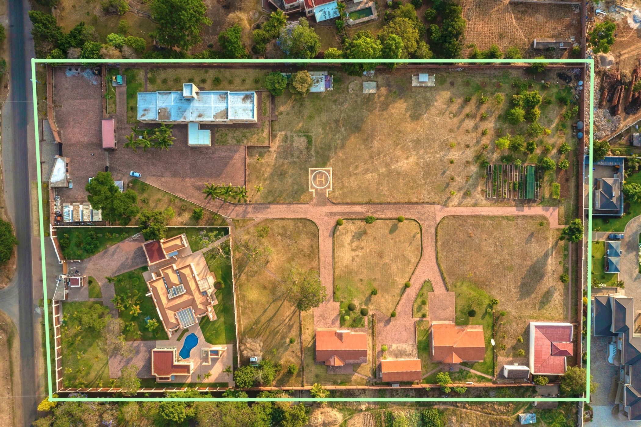6 Acres Residential Complex For Sale | Helensvale (Zimbabwe ...