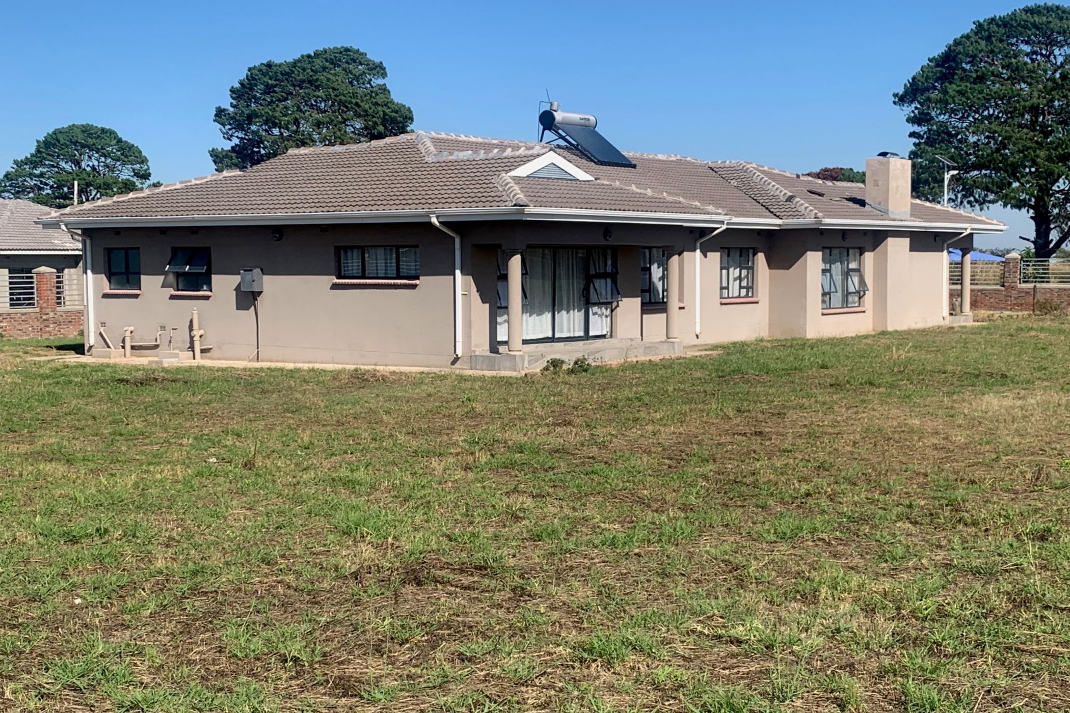 4 Bedroom House For Sale | Ruwa (Zimbabwe) | 3ZB1622888 | Pam Golding ...