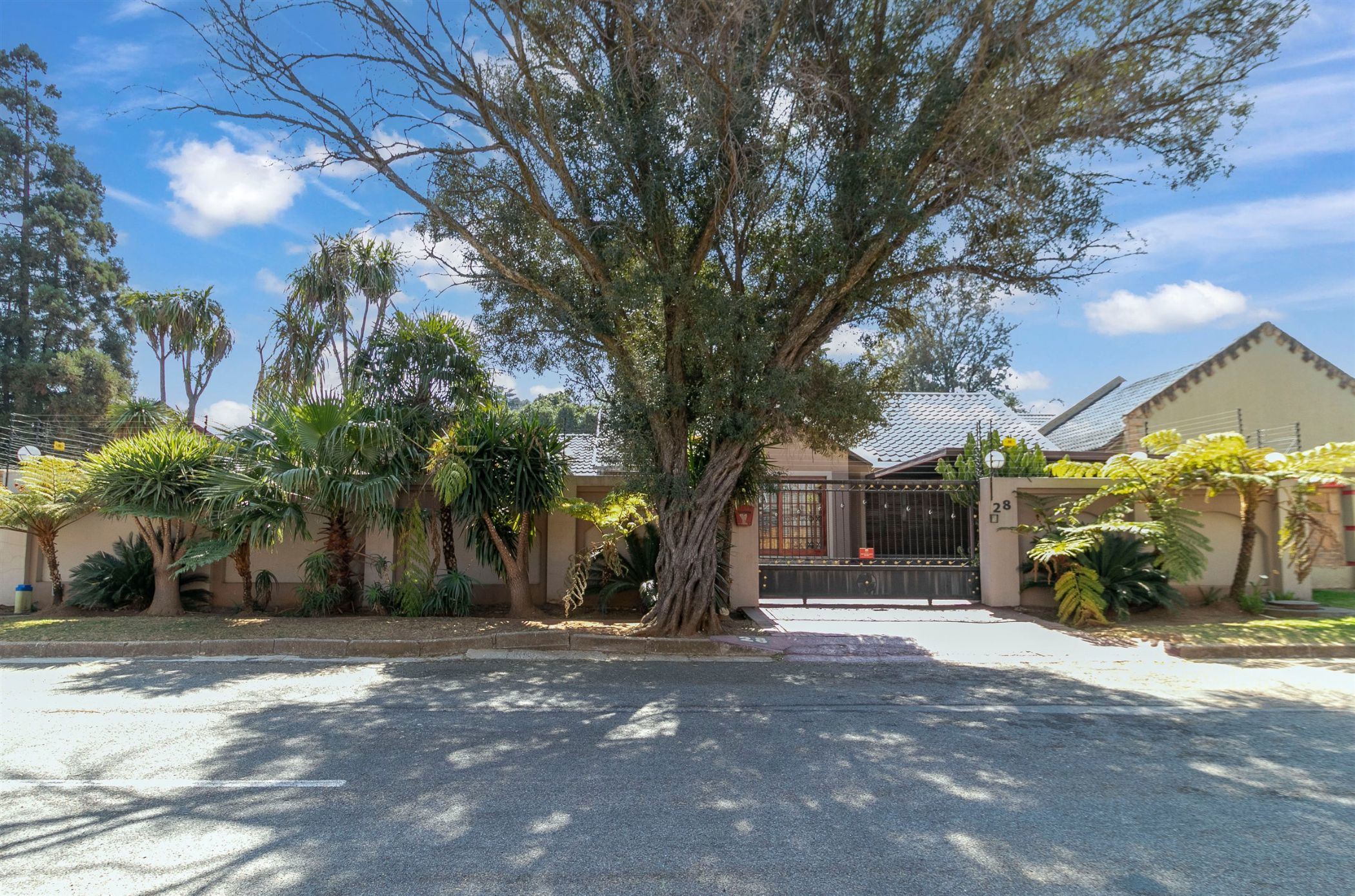 Alberante 4 Bedroom Houses For Sale - Pam Golding Properties