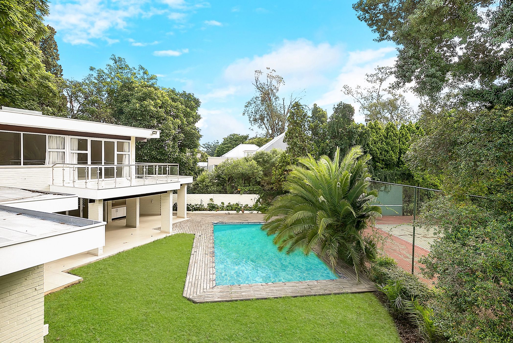 Saxonwold 5 Bedroom Houses For Sale - Pam Golding Properties