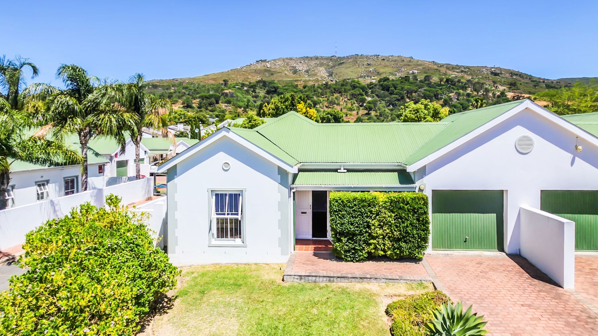 Groenvlei (Paarl) 3 Bedroom Houses For Sale - Pam Golding Properties