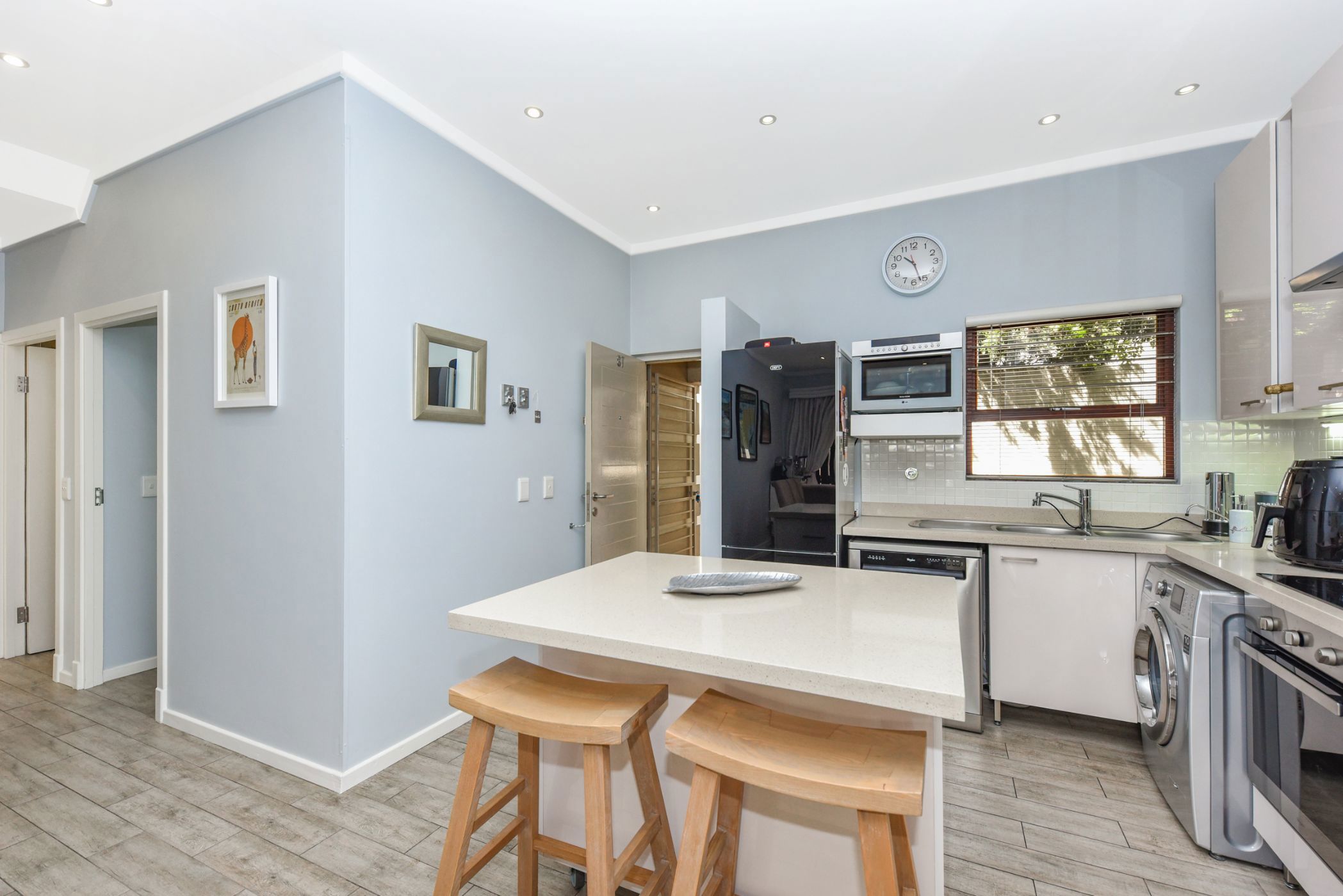 4 Bedroom Apartment For Sale | Fourways Area | FW1650773 | Pam Golding ...