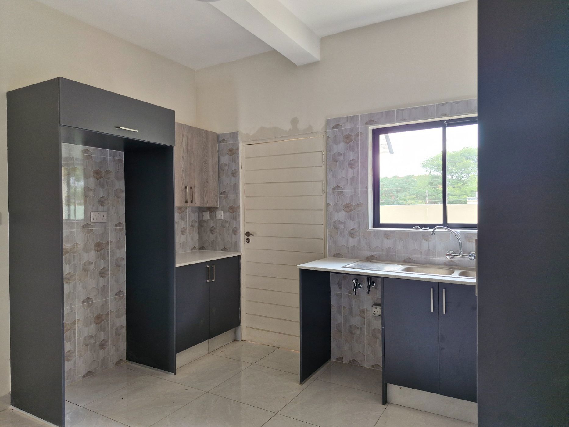 2 Bedroom Apartment For Sale | Extension 10 (Botswana) | 3BO1686118 ...