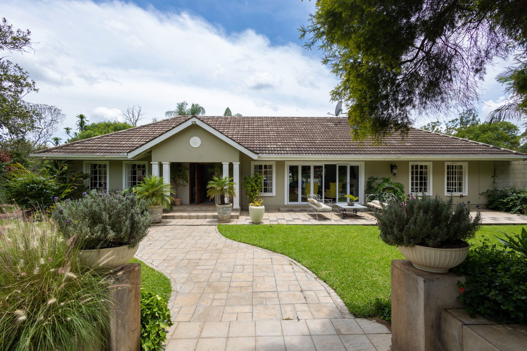 5 Bedroom House For Sale | Borrowdale (Zimbabwe) | 3ZB1701838 | Pam ...