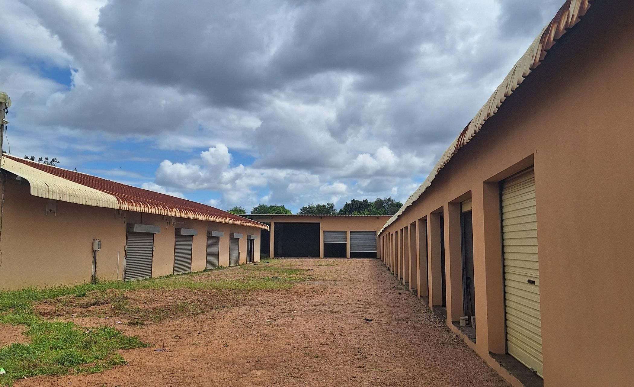 2 hectare Commercial Building For Sale | Matola (Mozambique ...