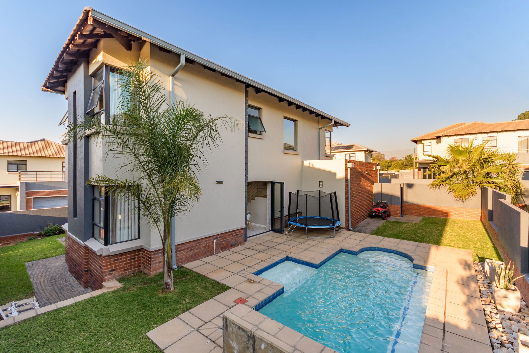 3 Bedroom Double-storey Cluster For Sale | Honeydew Manor | RAN1702475 ...